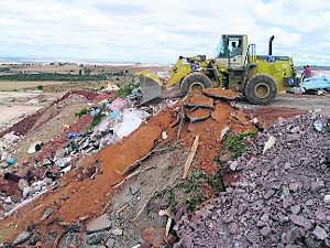 El vertido de residuos de la construcción se desploma un 80% en tres ...